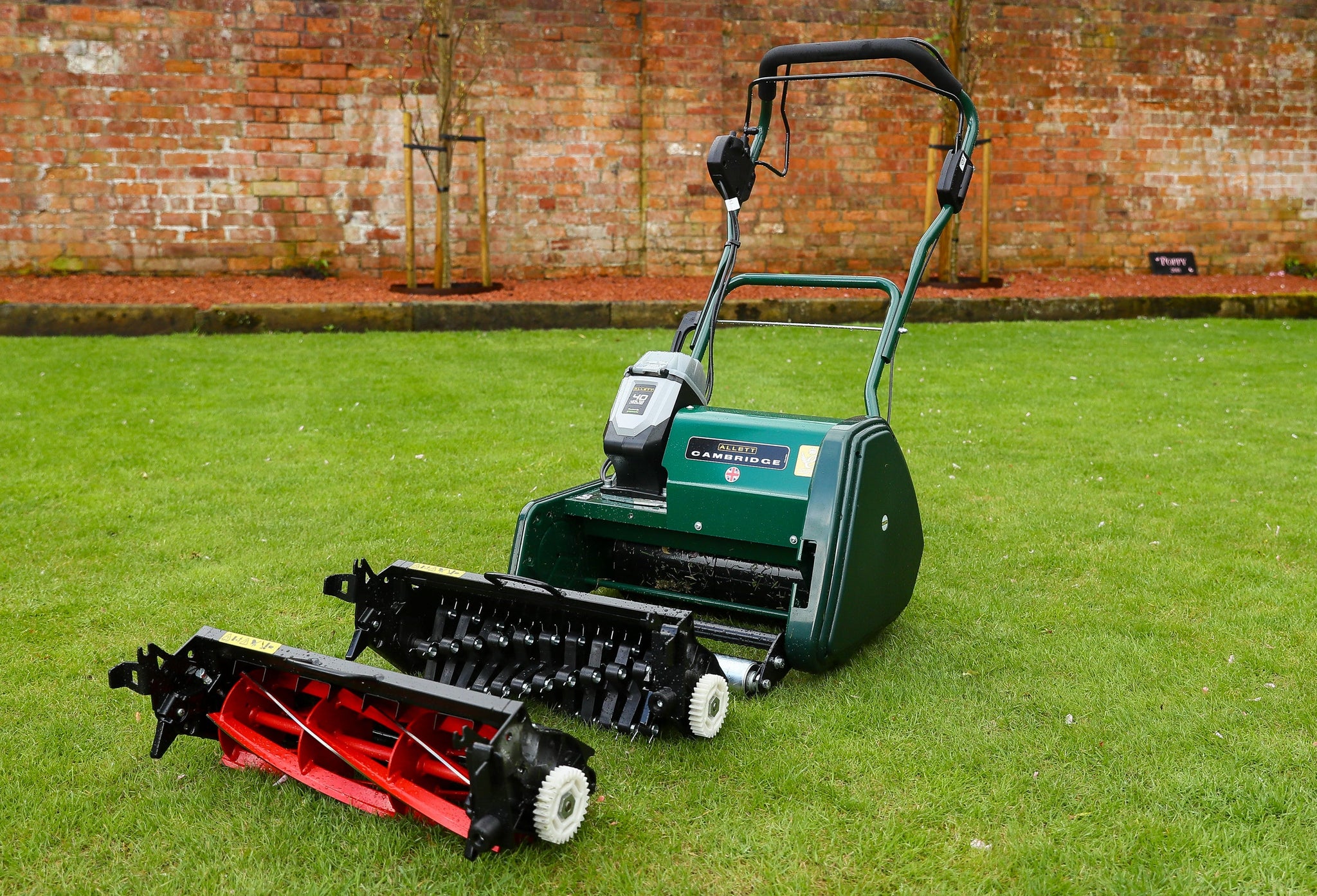 Allett Cambridge 43 Battery Cylinder Mower – ALLETT Australia