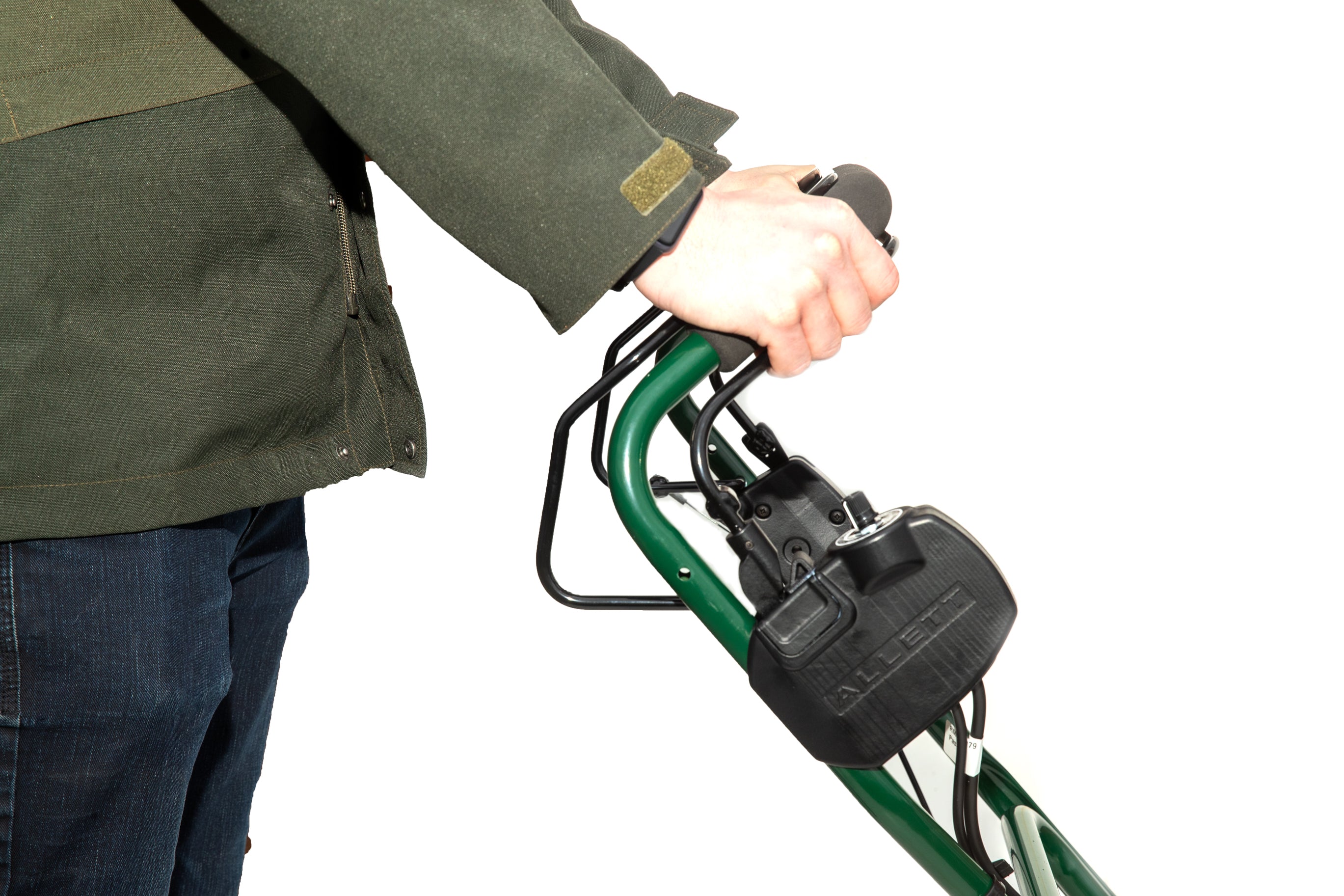 Cambridge - Battery-powered Electric Cylinder Mower – ALLETT Australia